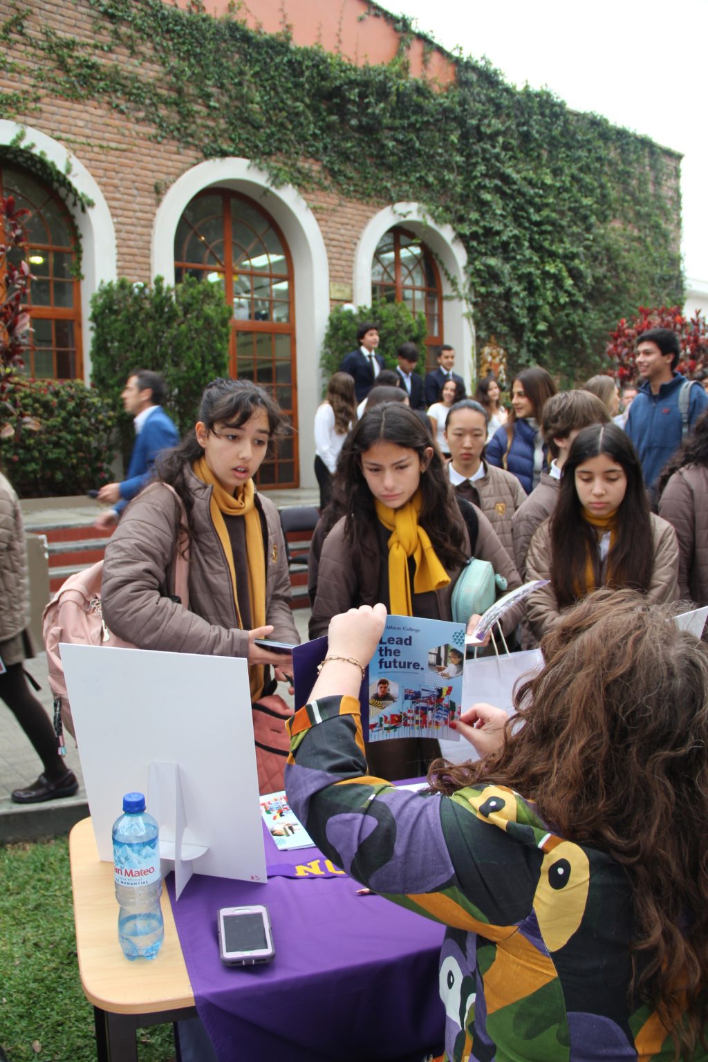 Apoyo estudiantil – Markham College – Lima Peru